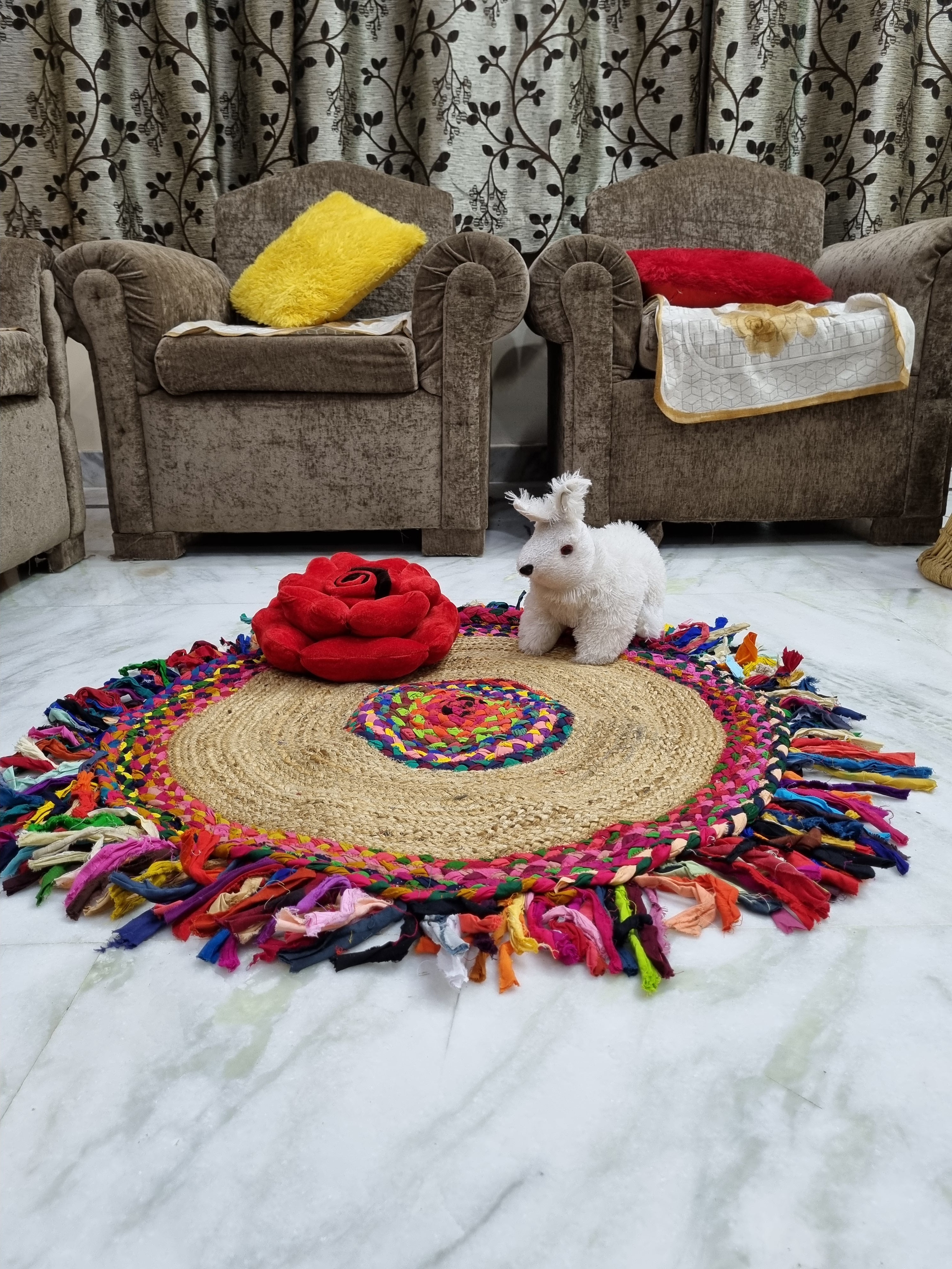 Handmaker Jute and cotton are rug with cutting strips for living room ...